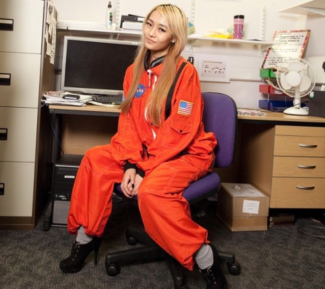 Giving birth on Mars – Dr Maggie Lieu
